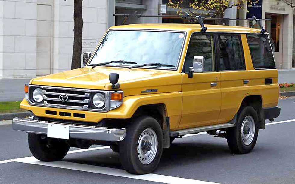 Toyota Land Cruiser 70 (HZJ70) 4.2 D (135 Hp)